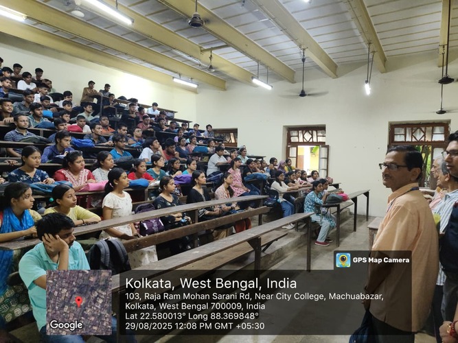 City College | Kolkata | College Library - Gallery